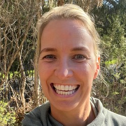 Sarah Kelly in Elders Point to Pinnacle & Brooks Point to Pub 2025